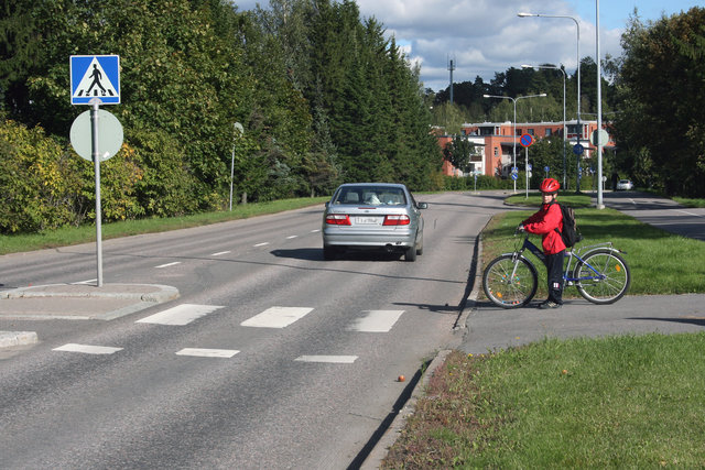 Mikä ihmeen pyörätien jatke?